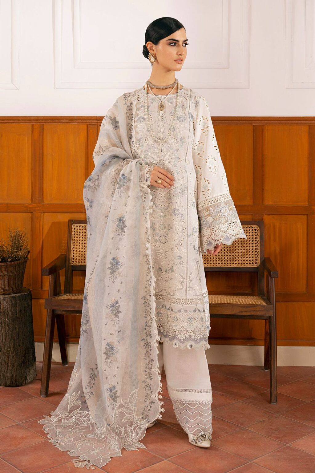 Lawn Cotton Fabric Collection By Baroque 2025